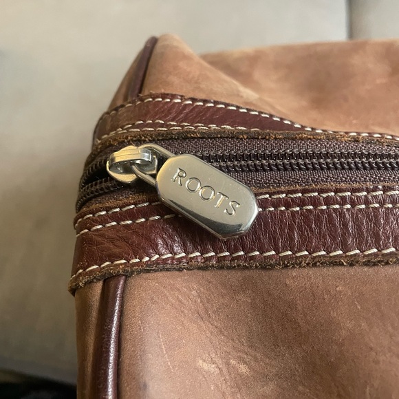 Roots | Bags | Roots Leather Duffel Bag Baileys Large | Poshmark